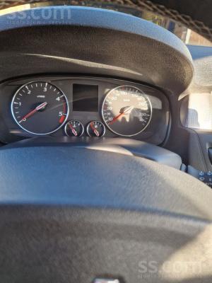 Pelēks Renault Laguna 2011 Daugavpils, ar dzinēja tilpumu 2.00 L un nobraukumu 296 tūkst. km par 3600 €, foto 12 vietnē AUTOMOTO.COM.LV