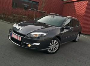 Grey Renault Laguna 2011 in Riga, with an engine capacity of 2.00 L and mileage of 230 thousand km for 3690 €, photo  on AUTOMOTO.COM.LV