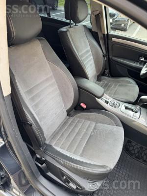 Pelēks Renault Laguna 2011 Daugavpils, ar dzinēja tilpumu 2.00 L un nobraukumu 313 tūkst. km par 3500 €, foto 7 vietnē AUTOMOTO.COM.LV