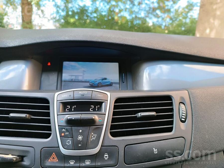 Pelēks Renault Laguna 2012 Rīga, ar dzinēja tilpumu 1.50 L un nobraukumu 314 tūkst. km par 2990 €, foto 17 vietnē AUTOMOTO.COM.LV