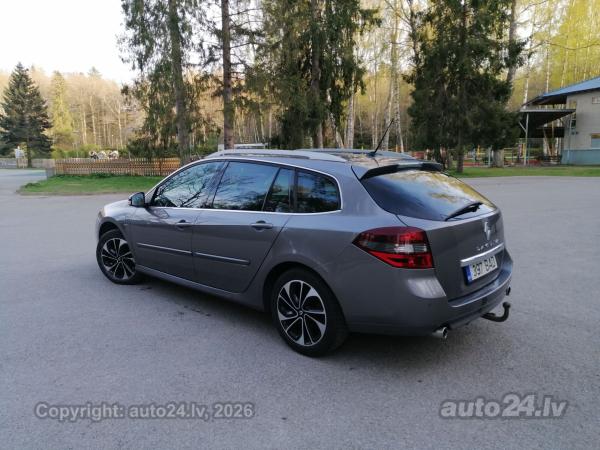 Grey Renault Laguna 2015 in Tallinn, with an engine capacity of 1.50 L and mileage of 198 thousand km for 7500 €, photo 6 on AUTOMOTO.COM.LV