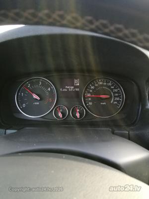 Grey Renault Laguna 2015 in Tallinn, with an engine capacity of 1.50 L and mileage of 198 thousand km for 7500 €, photo 16 on AUTOMOTO.COM.LV