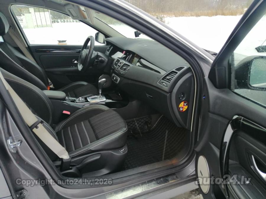 Grey Renault Laguna 2015 in Tallinn, with an engine capacity of 1.50 L and mileage of 198 thousand km for 7500 €, photo 21 on AUTOMOTO.COM.LV
