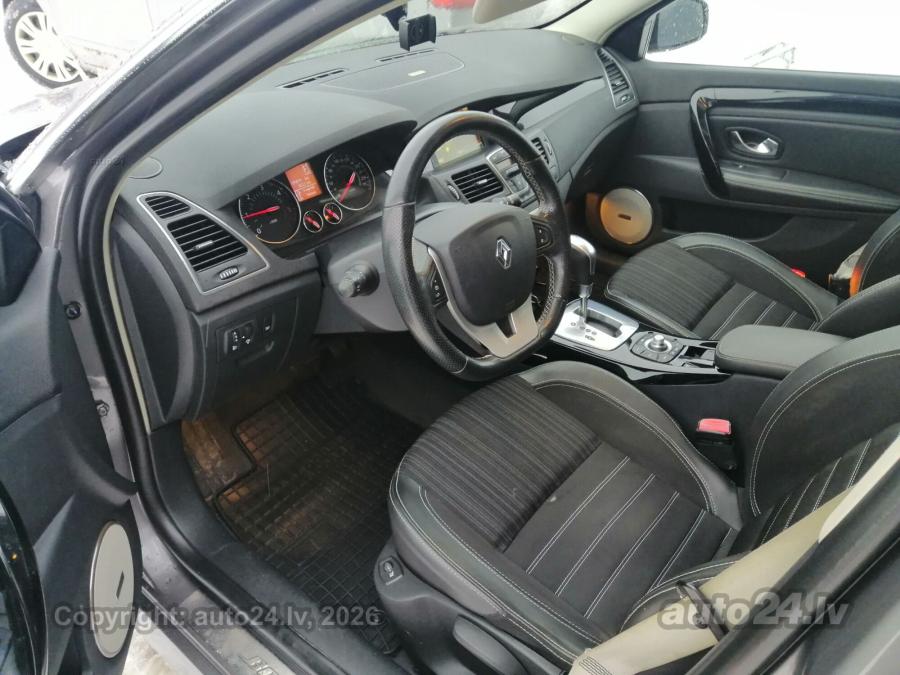 Grey Renault Laguna 2015 in Tallinn, with an engine capacity of 1.50 L and mileage of 198 thousand km for 7500 €, photo 23 on AUTOMOTO.COM.LV