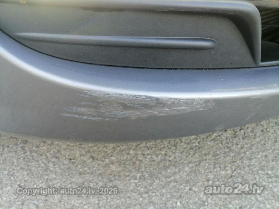 Grey Renault Laguna 2015 in Tallinn, with an engine capacity of 1.50 L and mileage of 198 thousand km for 7500 €, photo 31 on AUTOMOTO.COM.LV