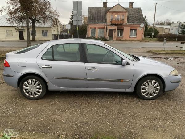 Renault Laguna 2001 in Panevezys, with an engine capacity of 2.00 L and mileage of 203 thousand km for 550 €, photo 4 on AUTOMOTO.COM.LV