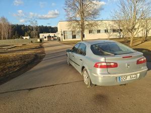 Renault Laguna 2001 Jonava, ar dzinēja tilpumu 1.80 L un nobraukumu 328 tūkst. km par 950 €, foto 4 vietnē AUTOMOTO.COM.LV