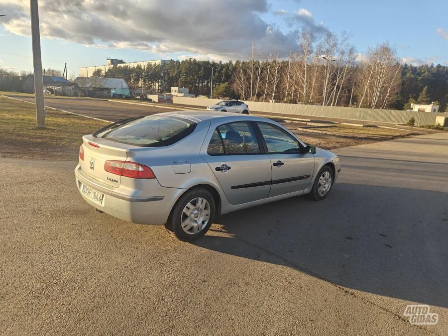 Renault Laguna 2001 Jonava, ar dzinēja tilpumu 1.80 L un nobraukumu 328 tūkst. km par 950 €, foto 5 vietnē AUTOMOTO.COM.LV