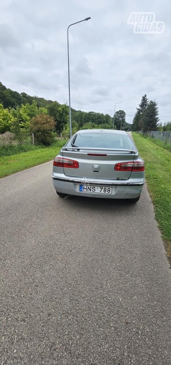 Renault Laguna 2001 Kauņa, ar dzinēja tilpumu 1.80 L un nobraukumu 307 tūkst. km par 550 €, foto 4 vietnē AUTOMOTO.COM.LV