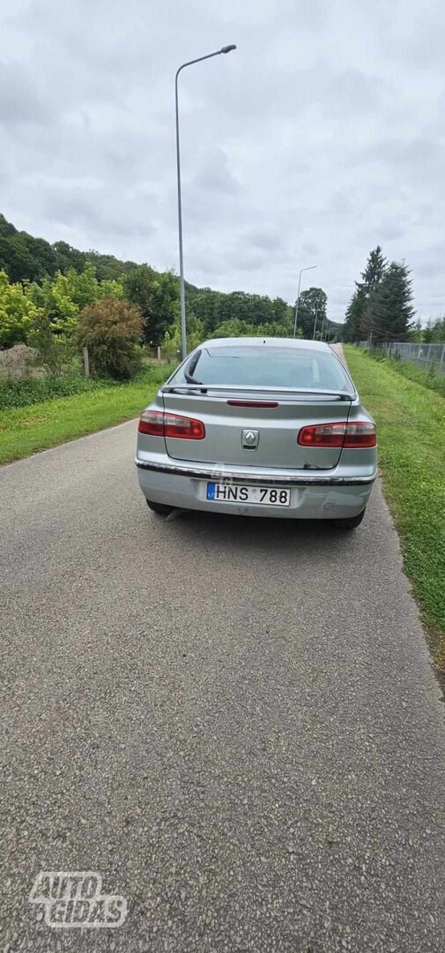 Renault Laguna 2001 Kauņa, ar dzinēja tilpumu 1.80 L un nobraukumu 307 tūkst. km par 500 €, foto 5 vietnē AUTOMOTO.COM.LV