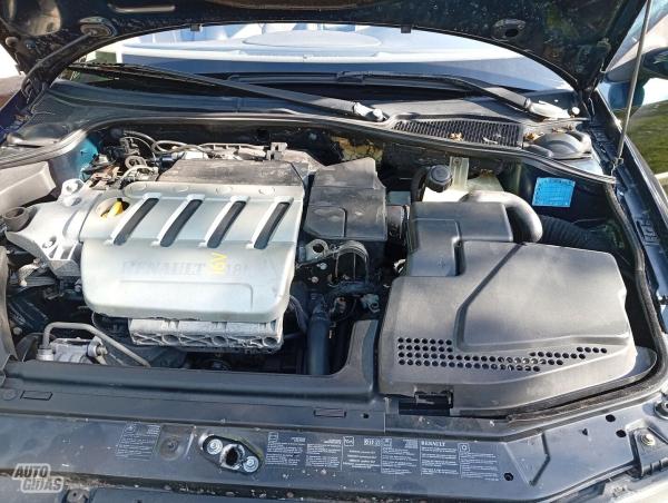 Renault Laguna 2003 Kauņa, ar dzinēja tilpumu 1.80 L un nobraukumu 179 tūkst. km par 800 €, foto 7 vietnē AUTOMOTO.COM.LV