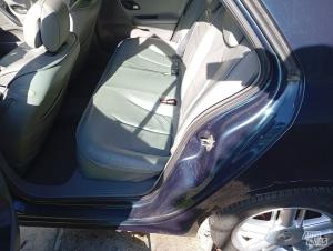 Renault Laguna 2003 in Kaunas, with an engine capacity of 1.80 L and mileage of 179 thousand km for 800 €, photo 8 on AUTOMOTO.COM.LV