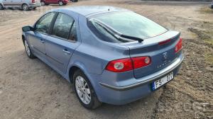 Renault Laguna 2005 in Riga, with an engine capacity of 2.00 L and mileage of 182 thousand km for 1400 €, photo 4 on AUTOMOTO.COM.LV
