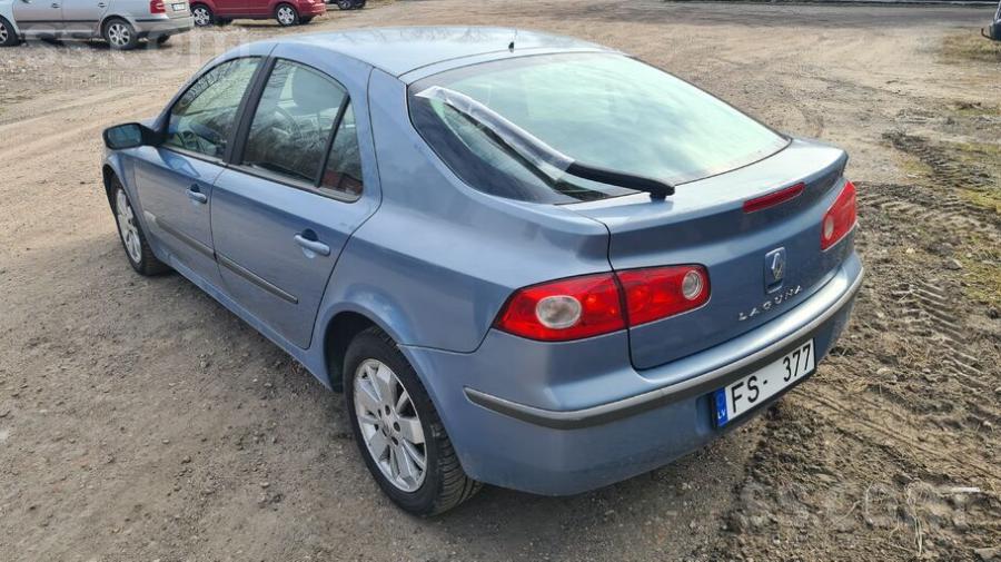 Renault Laguna 2005 in Riga, with an engine capacity of 2.00 L and mileage of 182 thousand km for 1400 €, photo 4 on AUTOMOTO.COM.LV