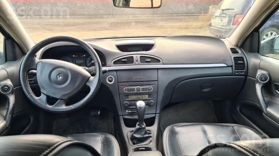 Renault Laguna 2005 in Riga, with an engine capacity of 2.00 L and mileage of 182 thousand km for 1400 €, photo 8 on AUTOMOTO.COM.LV