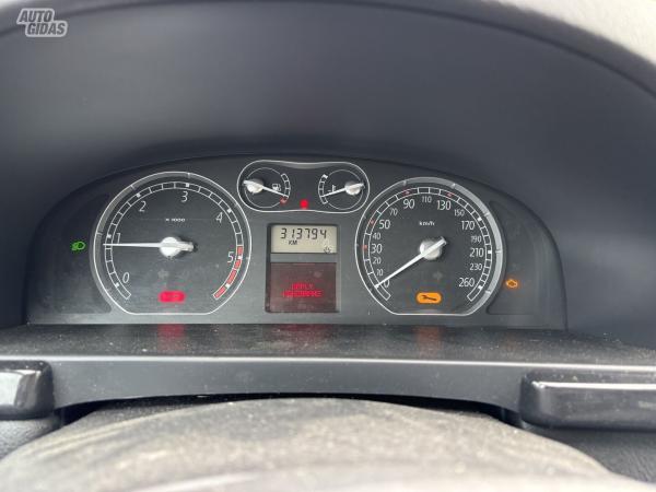 Renault Laguna 2006 Joniškis, ar dzinēja tilpumu 1.90 L un nobraukumu 313 tūkst. km par 400 €, foto 5 vietnē AUTOMOTO.COM.LV