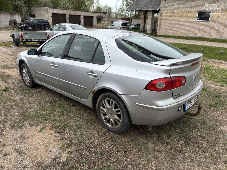 Renault Laguna 2006 in Joniskis, with an engine capacity of 1.90 L and mileage of 313 thousand km for 400 €, photo 12 on AUTOMOTO.COM.LV