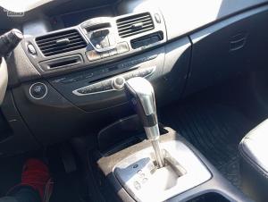 Renault Laguna 2007 in Vilnius, with an engine capacity of 2.00 L and mileage of 250 thousand km for 760 €, photo 16 on AUTOMOTO.COM.LV