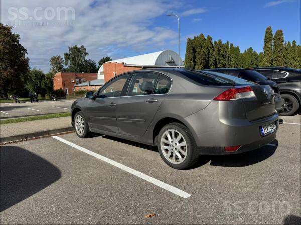 Renault Laguna 2007 in Saldus, with an engine capacity of 2.00 L and mileage of 369 thousand km for 1450 €, photo 3 on AUTOMOTO.COM.LV