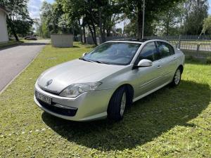 Renault Laguna 2008 in Riga, with an engine capacity of 2.00 L and mileage of 281 thousand km for 2600 €, photo 2 on AUTOMOTO.COM.LV