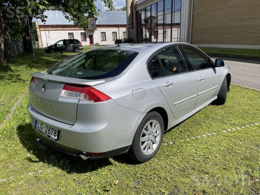 Renault Laguna 2008 in Riga, with an engine capacity of 2.00 L and mileage of 281 thousand km for 2600 €, photo 7 on AUTOMOTO.COM.LV