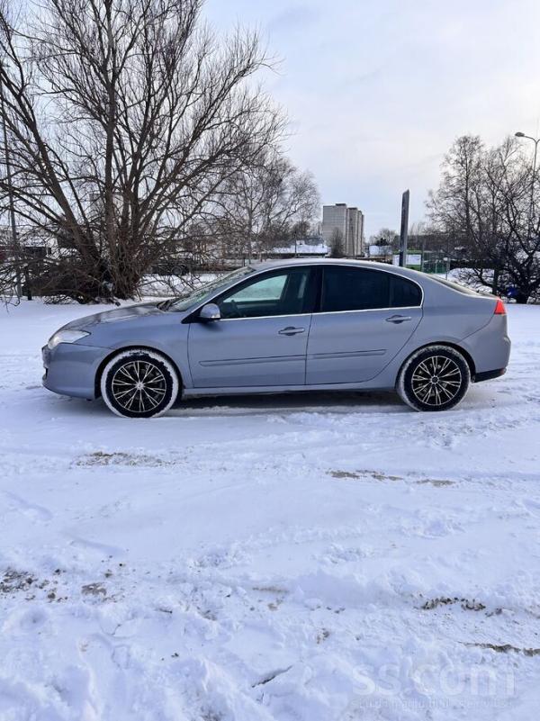 Renault Laguna 2008 in Liepaja, with an engine capacity of 2.00 L and mileage of 325 thousand km for 3300 €, photo 1 on AUTOMOTO.COM.LV