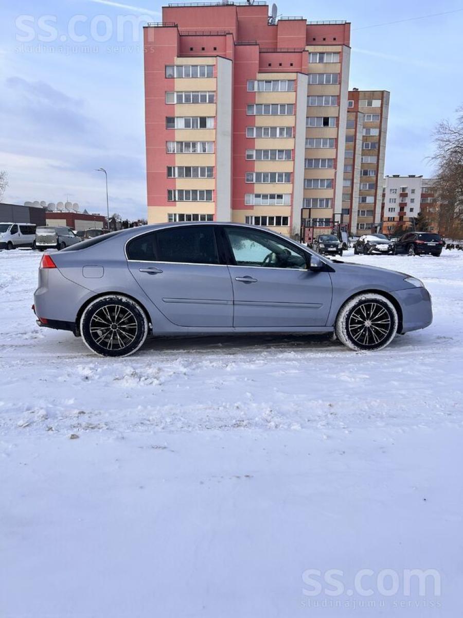 Renault Laguna 2008 Liepāja, ar dzinēja tilpumu 2.00 L un nobraukumu 325 tūkst. km par 3300 €, foto 8 vietnē AUTOMOTO.COM.LV