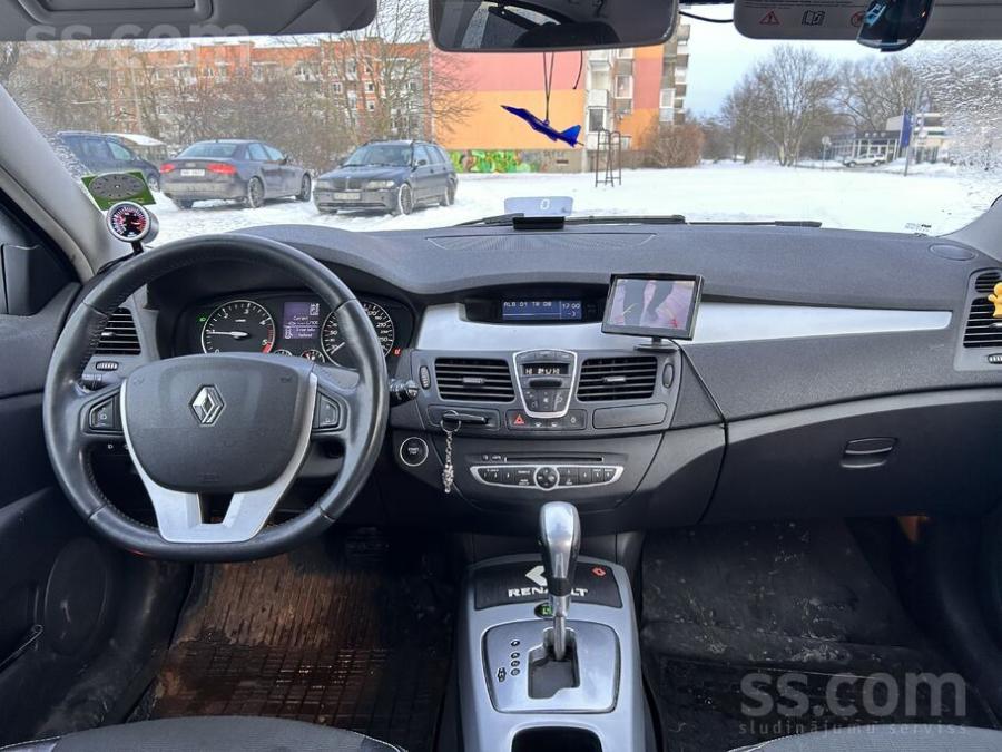 Renault Laguna 2008 Liepāja, ar dzinēja tilpumu 2.00 L un nobraukumu 325 tūkst. km par 3300 €, foto 11 vietnē AUTOMOTO.COM.LV