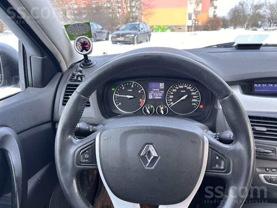 Renault Laguna 2008 Liepāja, ar dzinēja tilpumu 2.00 L un nobraukumu 325 tūkst. km par 3300 €, foto 13 vietnē AUTOMOTO.COM.LV