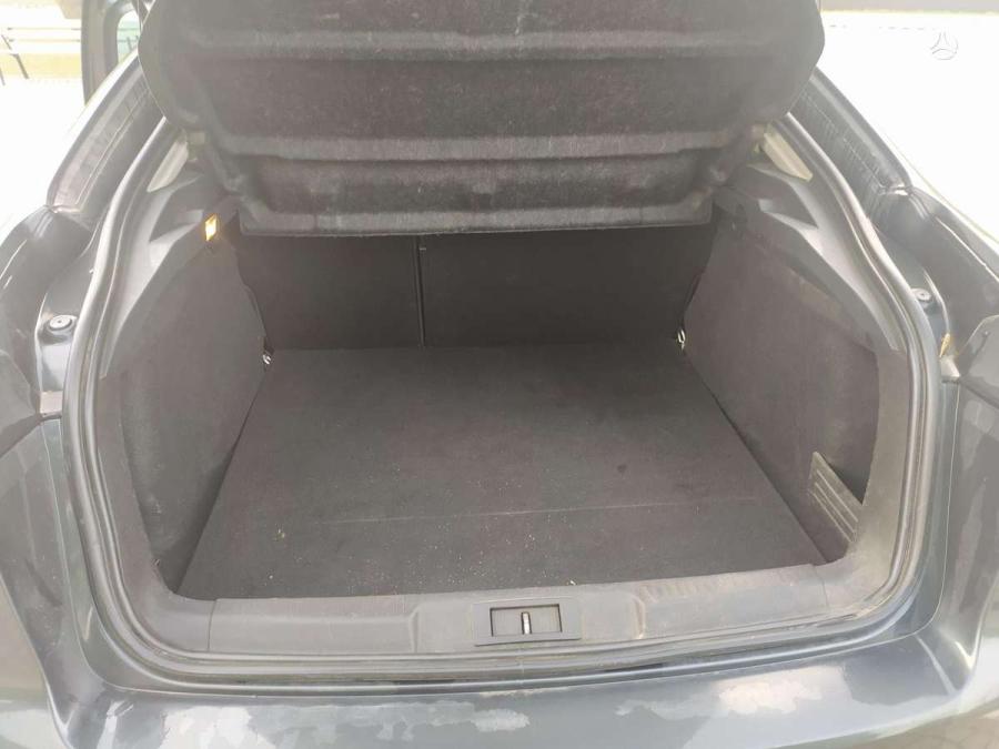 Renault Laguna 2008 in Vilkaviskis, with an engine capacity of 1.46 L and mileage of 305 thousand km for 1800 €, photo 10 on AUTOMOTO.COM.LV