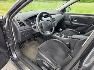 Renault Laguna 2009 in Viljandi, with an engine capacity of 2.00 L and mileage of 170 thousand km for 3200 €, photo 27 on AUTOMOTO.COM.LV