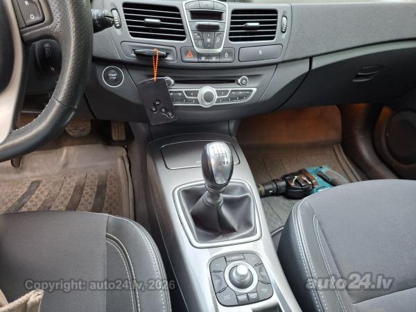 Renault Laguna 2011 Tallina, ar dzinēja tilpumu 0.00 L un nobraukumu 159 tūkst. km par 3900 €, foto 7 vietnē AUTOMOTO.COM.LV