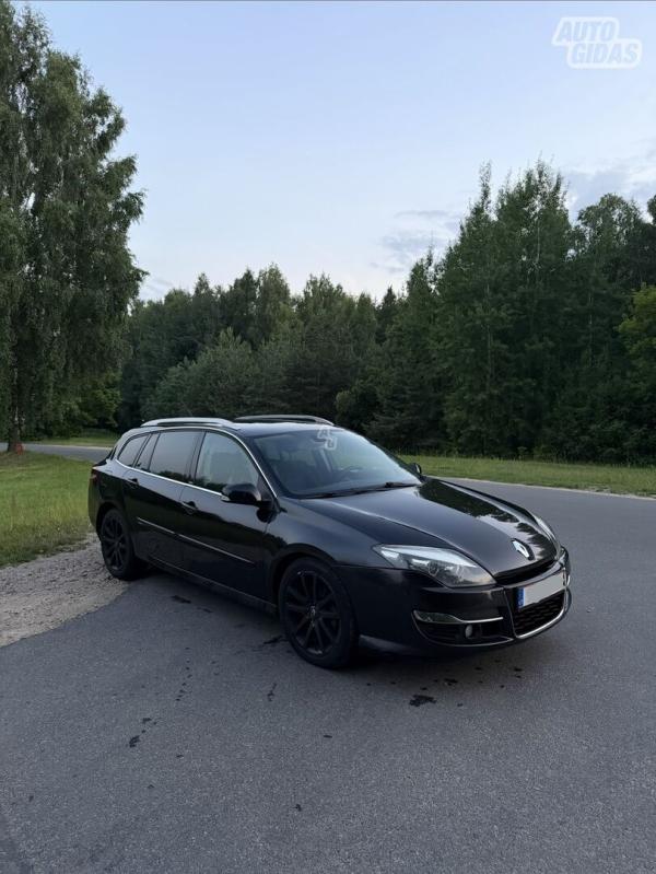 Renault Laguna 2012 Viļņa, ar dzinēja tilpumu 2.00 L un nobraukumu 350 tūkst. km par 1890 €, foto 3 vietnē AUTOMOTO.COM.LV
