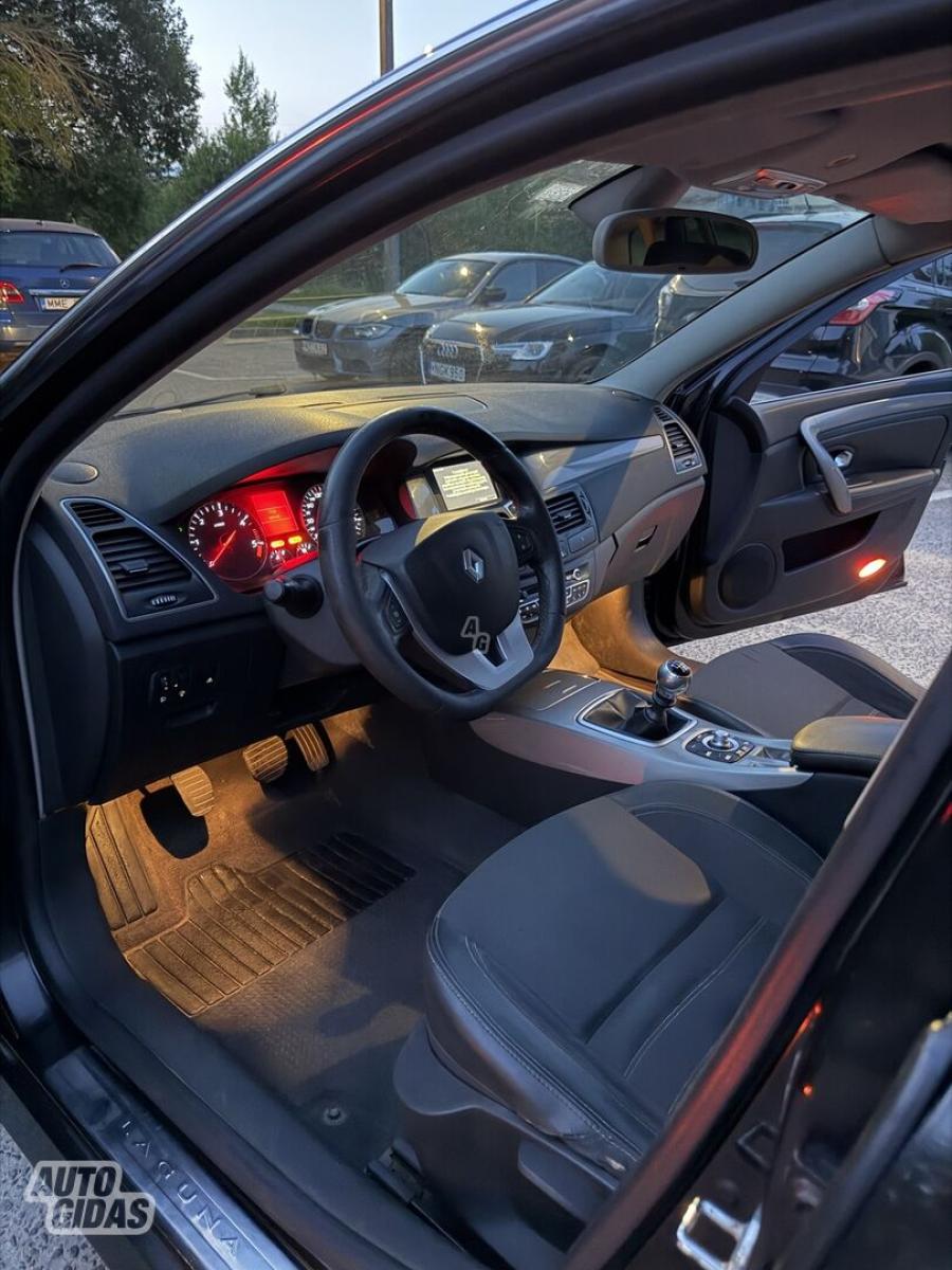 Renault Laguna 2012 in Vilnius, with an engine capacity of 2.00 L and mileage of 350 thousand km for 1890 €, photo 10 on AUTOMOTO.COM.LV