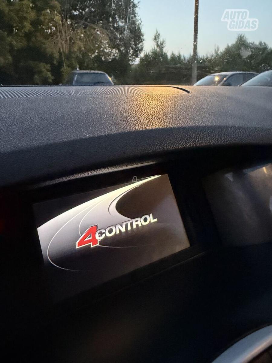 Renault Laguna 2012 in Vilnius, with an engine capacity of 2.00 L and mileage of 350 thousand km for 1890 €, photo 13 on AUTOMOTO.COM.LV