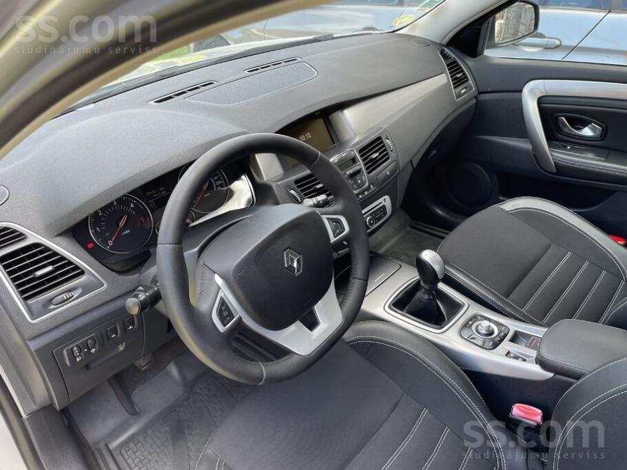Renault Laguna 2014 Jelgava, ar dzinēja tilpumu 2.00 L un nobraukumu 194 tūkst. km par 4150 €, foto 6 vietnē AUTOMOTO.COM.LV