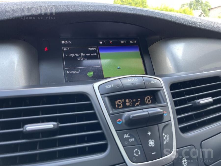 Renault Laguna 2014 Jelgava, ar dzinēja tilpumu 2.00 L un nobraukumu 194 tūkst. km par 4150 €, foto 13 vietnē AUTOMOTO.COM.LV