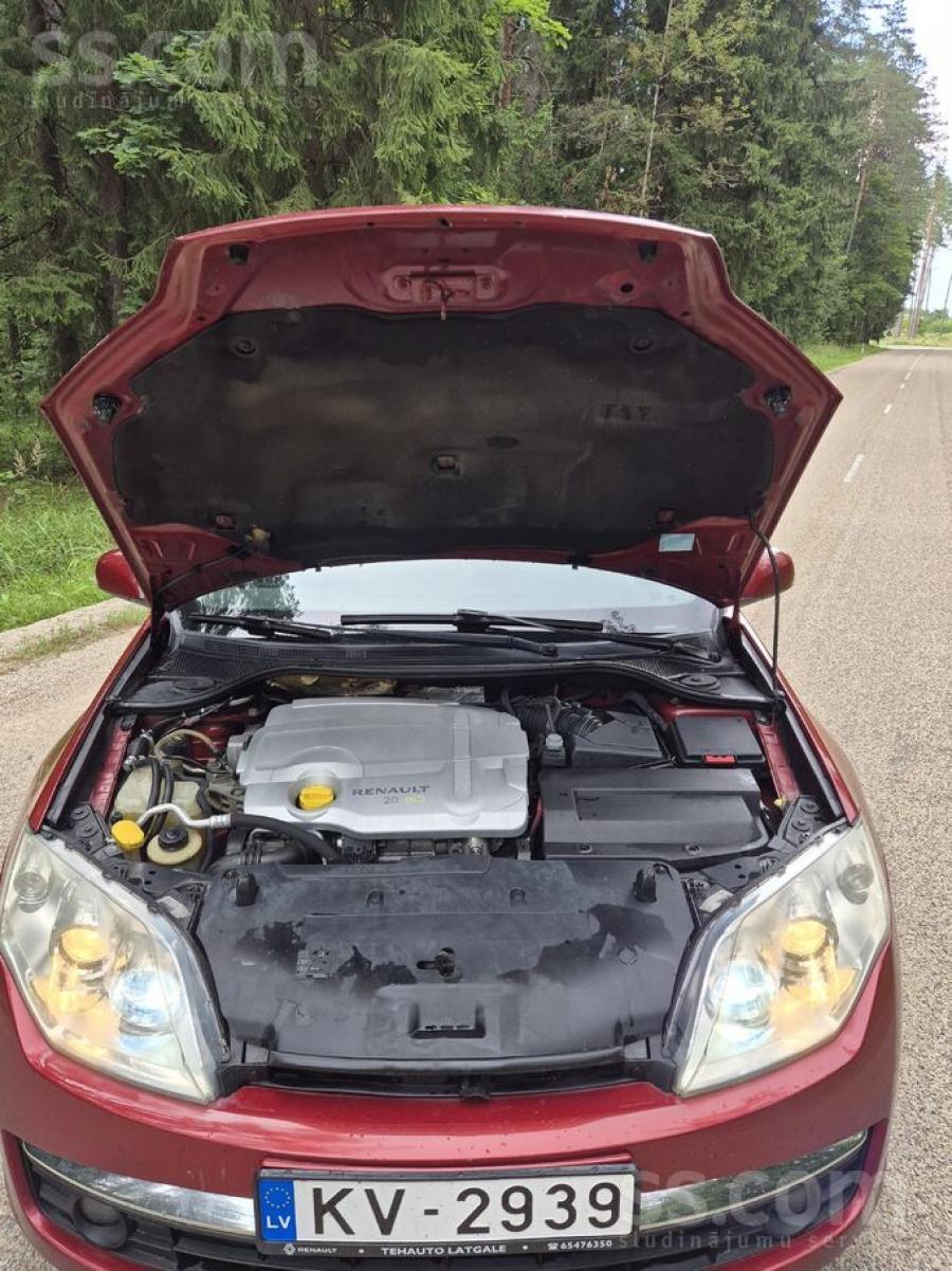 Red Renault Laguna 2008 in Daugavpils, with an engine capacity of 2.00 L and mileage of 322 thousand km for 1550 €, photo 7 on AUTOMOTO.COM.LV