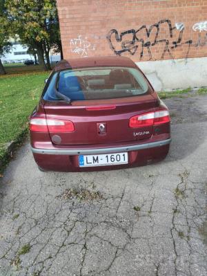Red Renault Laguna 2004 in Riga, with an engine capacity of 2.00 L and mileage of 236 thousand km for 1100 €, photo 7 on AUTOMOTO.COM.LV