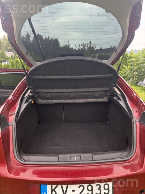 Sarkans Renault Laguna 2008 Rīga, ar dzinēja tilpumu 2.00 L un nobraukumu 337 tūkst. km par 1650 €, foto 7 vietnē AUTOMOTO.COM.LV