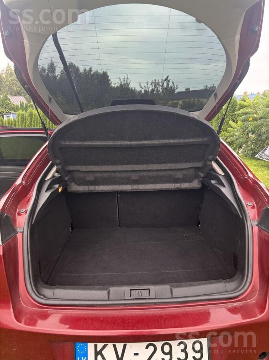 Sarkans Renault Laguna 2008 Rīga, ar dzinēja tilpumu 2.00 L un nobraukumu 337 tūkst. km par 1650 €, foto 7 vietnē AUTOMOTO.COM.LV