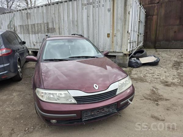 Красный Рено Лагуна 2005 в Рига, объемом двигателя 1.80 л и пробегом 380 тыс. км за 400 €, фото 1 на AUTOMOTO.COM.LV