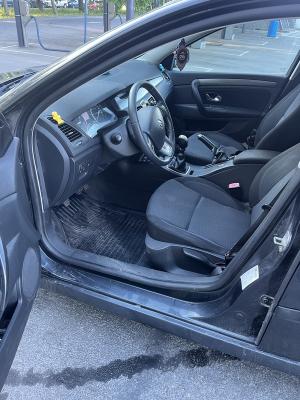 Renault Laguna 2008 Tallina, ar dzinēja tilpumu 0.00 L un nobraukumu 0 tūkst. km par 1600 €, foto 20 vietnē AUTOMOTO.COM.LV