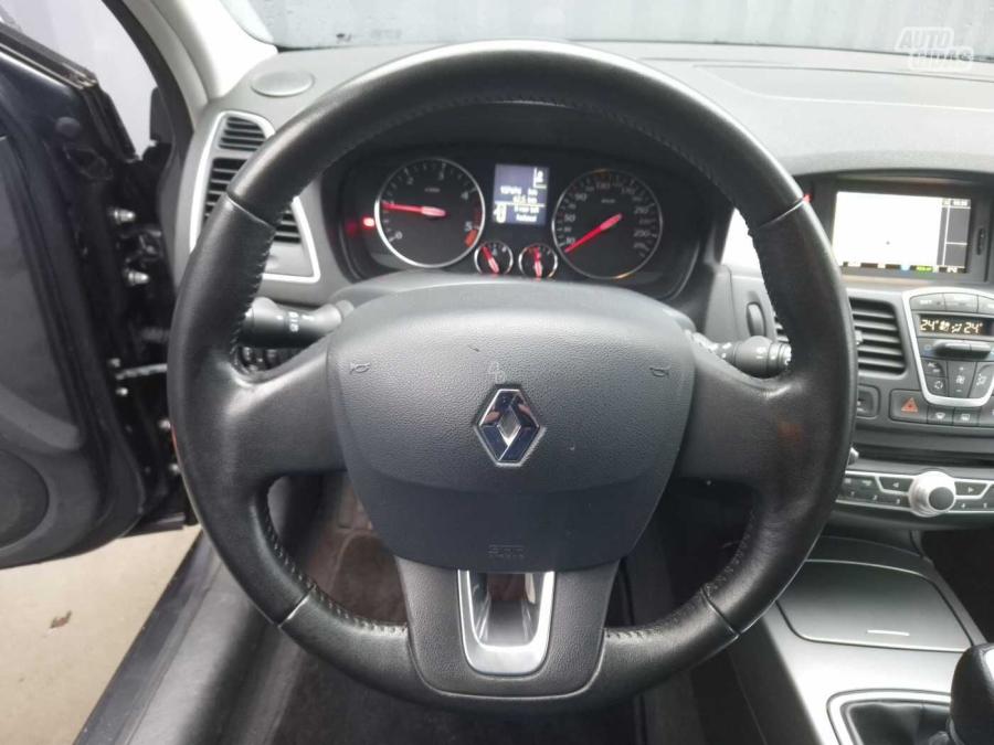 Renault Laguna 2013 Viļņa, ar dzinēja tilpumu 2.00 L un nobraukumu 138 tūkst. km par 3500 €, foto 7 vietnē AUTOMOTO.COM.LV