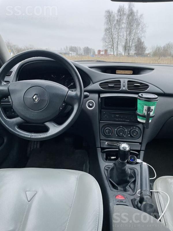 Renault Laguna 2003 Rīga, ar dzinēja tilpumu 1.90 L un nobraukumu 325 tūkst. km par 750 €, foto 5 vietnē AUTOMOTO.COM.LV