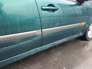 Renault Laguna 2004 Kauņa, ar dzinēja tilpumu 1.90 L un nobraukumu 400 tūkst. km par 800 €, foto 8 vietnē AUTOMOTO.COM.LV