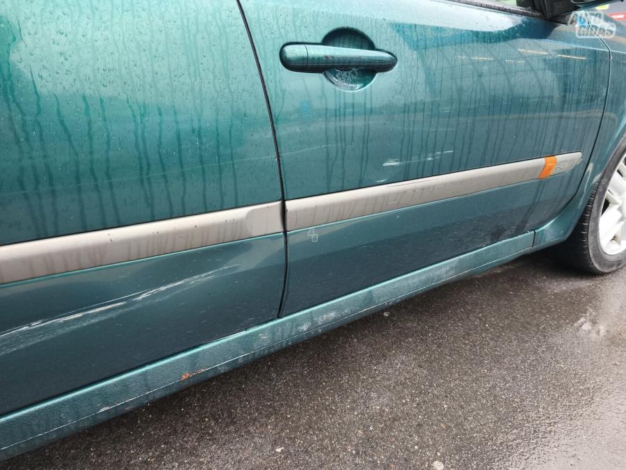 Renault Laguna 2004 Kauņa, ar dzinēja tilpumu 1.90 L un nobraukumu 400 tūkst. km par 800 €, foto 8 vietnē AUTOMOTO.COM.LV