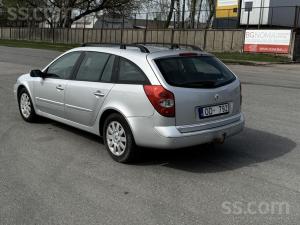 Renault Laguna 2005 Rīga, ar dzinēja tilpumu 1.90 L un nobraukumu 0 tūkst. km par 950 €, foto 4 vietnē AUTOMOTO.COM.LV