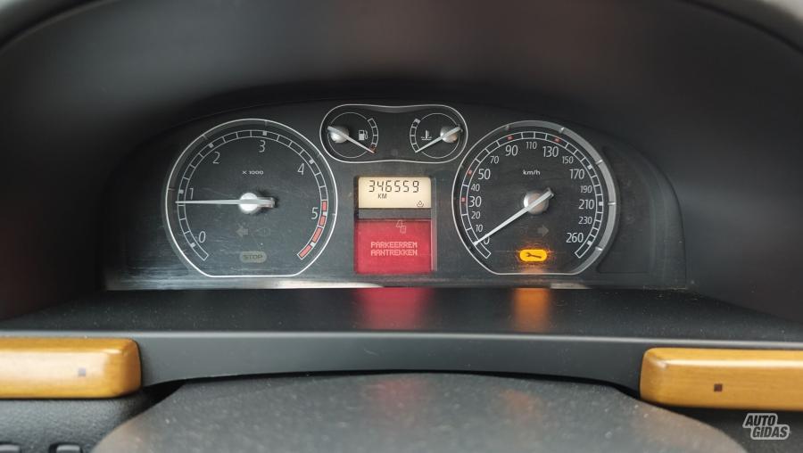 Renault Laguna 2005 Marijampole, ar dzinēja tilpumu 2.20 L un nobraukumu 346 tūkst. km par 450 €, foto 22 vietnē AUTOMOTO.COM.LV