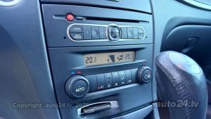 Renault Laguna 2007 Tallina, ar dzinēja tilpumu 2.00 L un nobraukumu 273 tūkst. km par 1999 €, foto 20 vietnē AUTOMOTO.COM.LV